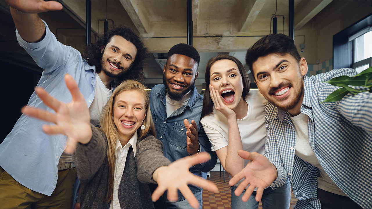 ¿Qué buscan los jóvenes en una empresa? ¿Qué buscan los jóvenes en una empresa?